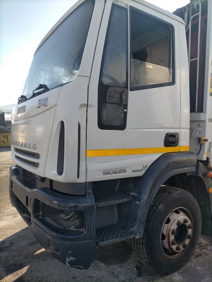 Cabina Iveco Eurocargo 150 E 25 - Centro Rottamazione Truck